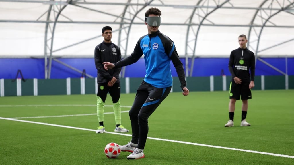 หนุ่มตาบอดชาวอังกฤษถูกไล่ออกจากยิม เพราะมองผู้หญิงออกกำลังกาย