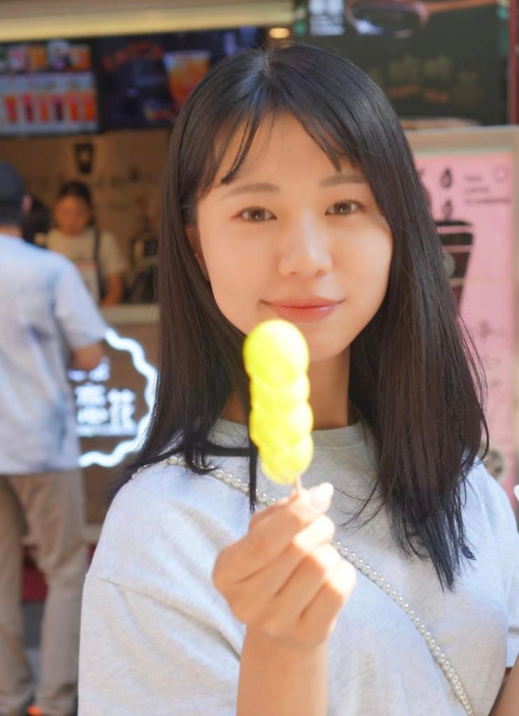 "อิตสึฮะจัง" นางเอก AV ญี่ปุ่นสุดคิ้วท์เยือนเมืองไทย ร่วมกิจกรรมปล่อยโคมวันลอยกระทง