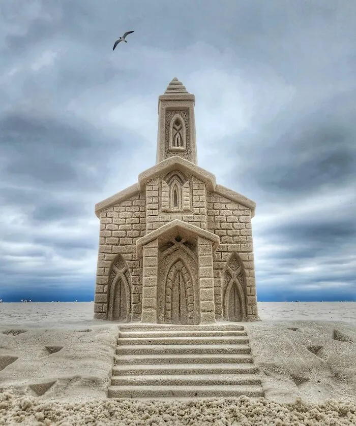 พาส่อง 24 ประติมากรรมทรายสุดอลังการของ "Janel Hawkins"